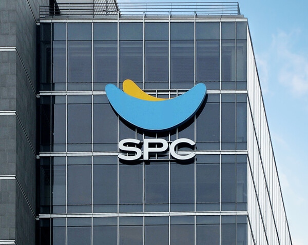 ‘안전경영' 선포한 SPC, 사망 사고에 오너리스크까지 '사면초가'